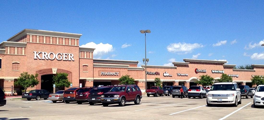 Shopping Center in Pearland, Texas - Cullen Crossing